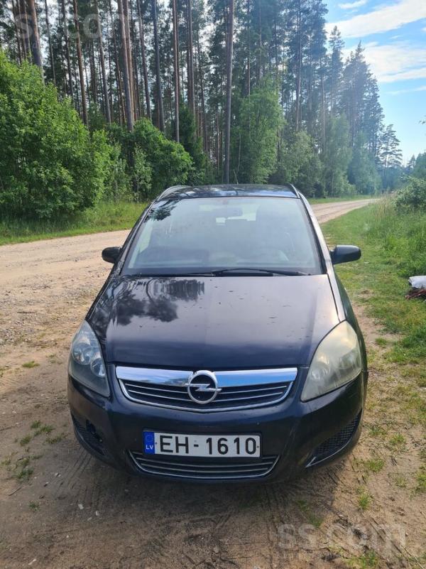 Melns Opel Zafira 2008 Rīga, ar dzinēja tilpumu 1.90 L un nobraukumu 265 tūkst. km par 1700 €, foto 4 vietnē AUTOMOTO.COM.LV
