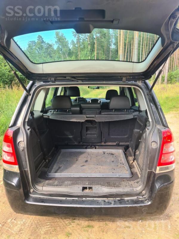 Melns Opel Zafira 2008 Rīga, ar dzinēja tilpumu 1.90 L un nobraukumu 265 tūkst. km par 1700 €, foto 8 vietnē AUTOMOTO.COM.LV