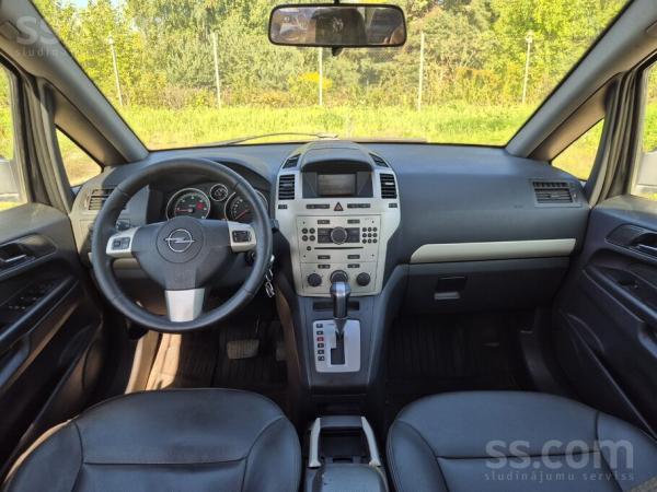 Black Opel Zafira 2008 in Riga, with an engine capacity of 1.90 L and mileage of 265 thousand km for 1850 €, photo 6 on AUTOMOTO.COM.LV