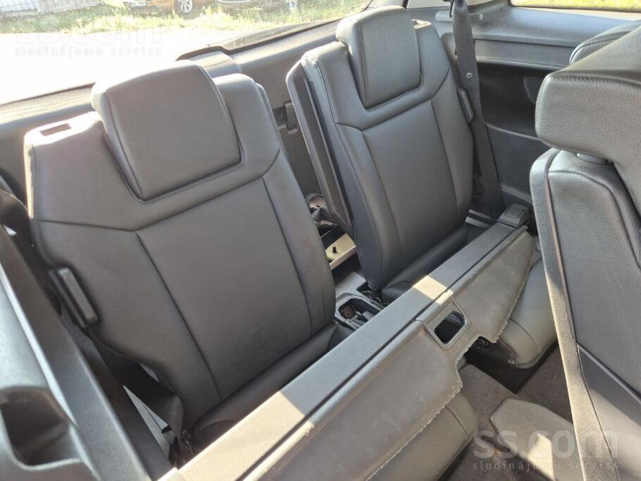 Black Opel Zafira 2008 in Riga, with an engine capacity of 1.90 L and mileage of 265 thousand km for 1850 €, photo 11 on AUTOMOTO.COM.LV