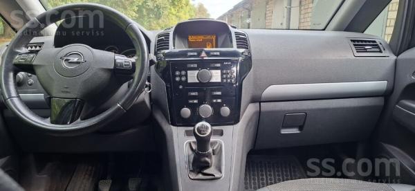 Opel Zafira 2008 Daugavpils vietnē Melns Opel Zafira 2008 Daugavpils, ar dzinēja tilpumu 1.90 L un nobraukumu 325 tūkst. km par 1450 €, foto 11 vietnē AUTOMOTO.COM.LV