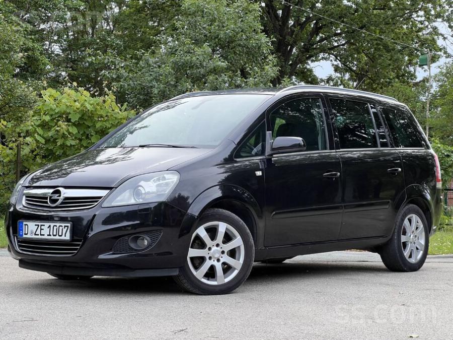 Black Opel Zafira 2009 in Jelgava, with an engine capacity of 1.80 L and mileage of 182 thousand km for 3300 €, photo 1 on AUTOMOTO.COM.LV