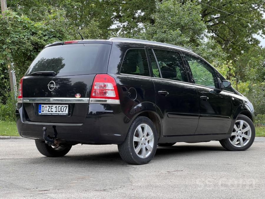 Melns Opel Zafira 2009 Jelgava, ar dzinēja tilpumu 1.80 L un nobraukumu 182 tūkst. km par 3500 €, foto 3 vietnē AUTOMOTO.COM.LV