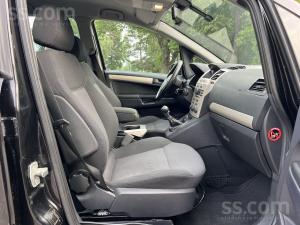 Melns Opel Zafira 2009 Jelgava, ar dzinēja tilpumu 1.80 L un nobraukumu 182 tūkst. km par 3500 €, foto 13 vietnē AUTOMOTO.COM.LV