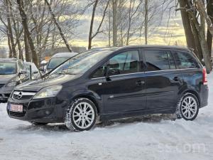 Melns Opel Zafira 2009 Liepāja, ar dzinēja tilpumu 1.90 L un nobraukumu 290 tūkst. km par 3700 €, foto 3 vietnē AUTOMOTO.COM.LV