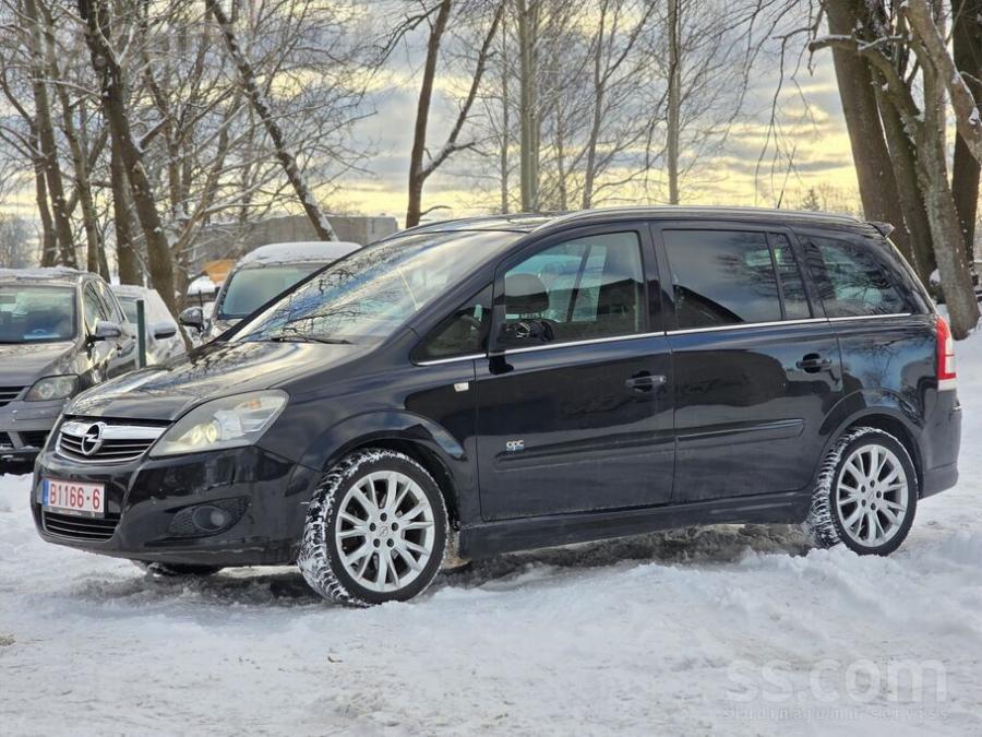 Melns Opel Zafira 2009 Liepāja, ar dzinēja tilpumu 1.90 L un nobraukumu 290 tūkst. km par 3700 €, foto 3 vietnē AUTOMOTO.COM.LV