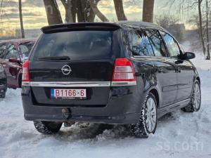Melns Opel Zafira 2009 Liepāja, ar dzinēja tilpumu 1.90 L un nobraukumu 290 tūkst. km par 3700 €, foto 7 vietnē AUTOMOTO.COM.LV