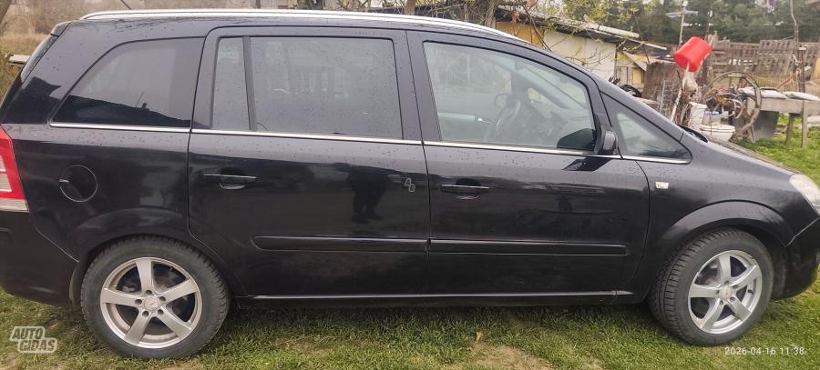 Black Opel Zafira 2009 in Marijampole, with an engine capacity of 1.90 L and mileage of 279 thousand km for 2100 €, photo 6 on AUTOMOTO.COM.LV