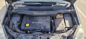 Melns Opel Zafira 2009 Rīga, ar dzinēja tilpumu 1.90 L un nobraukumu 418 tūkst. km par 550 €, foto  vietnē AUTOMOTO.COM.LV