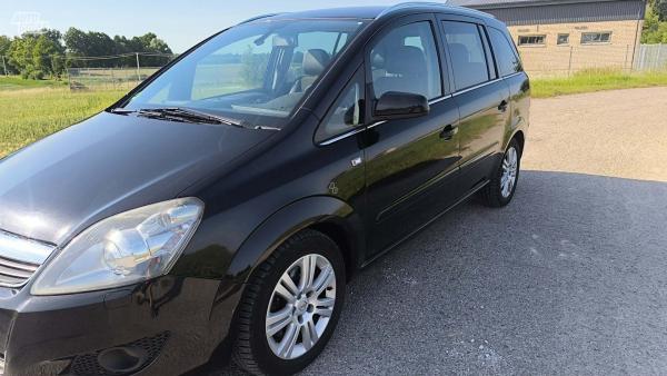 Melns Opel Zafira 2009 Pakruojis, ar dzinēja tilpumu 1.70 L un nobraukumu 293 tūkst. km par 2450 €, foto 1 vietnē AUTOMOTO.COM.LV