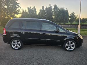 Melns Opel Zafira 2009 Marijampole, ar dzinēja tilpumu 1.69 L un nobraukumu 263 tūkst. km par 2850 €, foto 3 vietnē AUTOMOTO.COM.LV