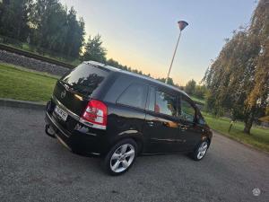 Melns Opel Zafira 2009 Marijampole, ar dzinēja tilpumu 1.69 L un nobraukumu 263 tūkst. km par 2850 €, foto 9 vietnē AUTOMOTO.COM.LV