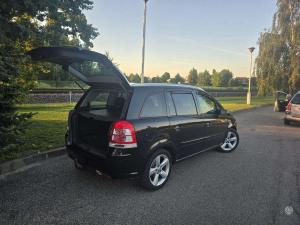 Melns Opel Zafira 2009 Marijampole, ar dzinēja tilpumu 1.69 L un nobraukumu 263 tūkst. km par 2850 €, foto 11 vietnē AUTOMOTO.COM.LV