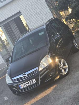 Melns Opel Zafira 2009 Marijampole, ar dzinēja tilpumu 1.69 L un nobraukumu 263 tūkst. km par 2850 €, foto 13 vietnē AUTOMOTO.COM.LV