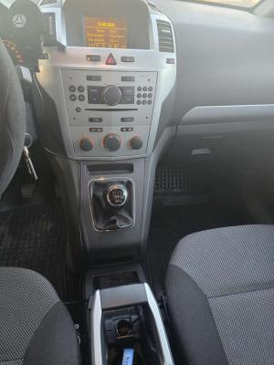 Melns Opel Zafira 2009 Marijampole, ar dzinēja tilpumu 1.69 L un nobraukumu 263 tūkst. km par 2850 €, foto 18 vietnē AUTOMOTO.COM.LV