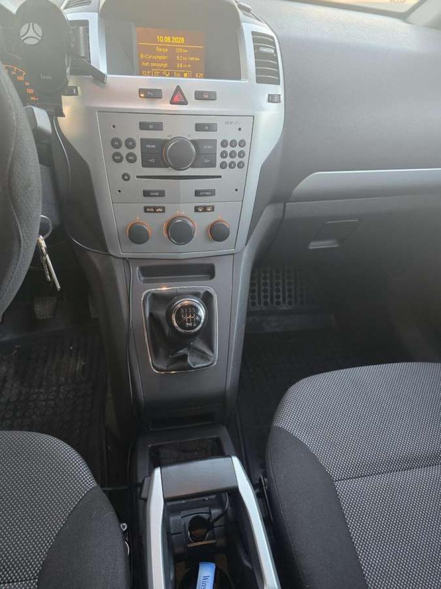 Melns Opel Zafira 2009 Marijampole, ar dzinēja tilpumu 1.69 L un nobraukumu 263 tūkst. km par 2850 €, foto 18 vietnē AUTOMOTO.COM.LV