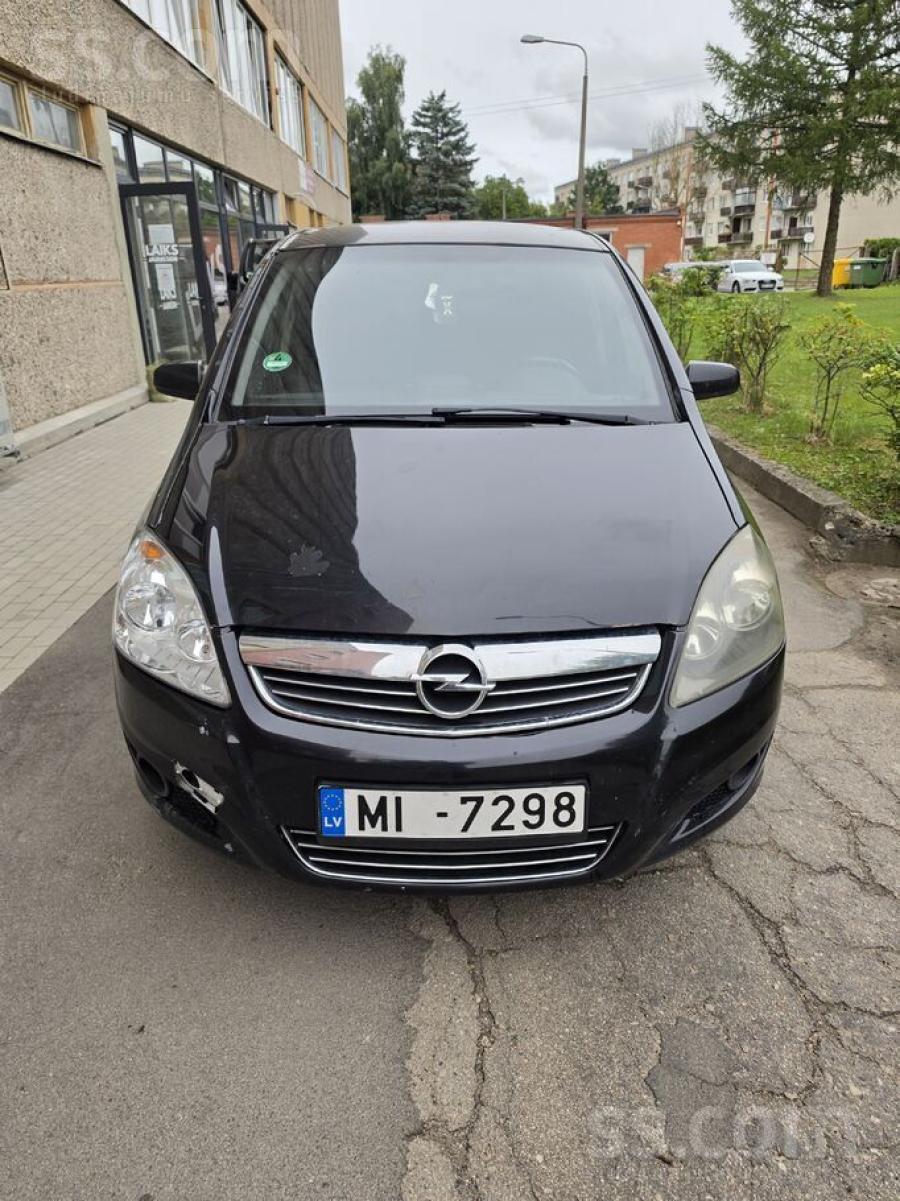 Black Opel Zafira 2009 in Bauska, with an engine capacity of 1.90 L and mileage of 321 thousand km for 2000 €, photo 1 on AUTOMOTO.COM.LV