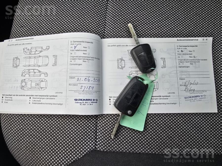 Black Opel Zafira 2010 in Riga, with an engine capacity of 1.70 L and mileage of 345 thousand km for 3000 €, photo 21 on AUTOMOTO.COM.LV