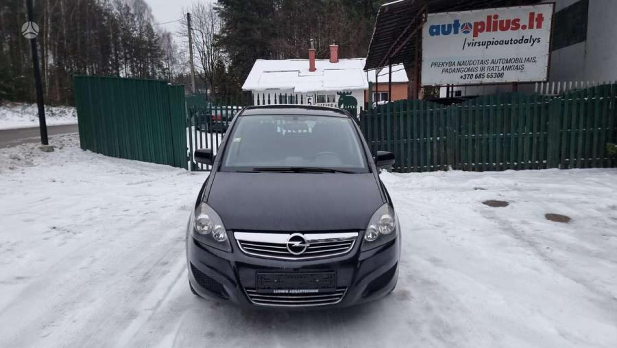 Black Opel Zafira 2010 in Vilnius, with an engine capacity of 1.80 L and mileage of 160 thousand km for 2600 €, photo 2 on AUTOMOTO.COM.LV