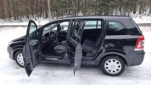 Black Opel Zafira 2010 in Vilnius, with an engine capacity of 1.80 L and mileage of 160 thousand km for 2600 €, photo 5 on AUTOMOTO.COM.LV