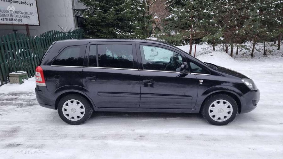 Black Opel Zafira 2010 in Vilnius, with an engine capacity of 1.80 L and mileage of 160 thousand km for 2600 €, photo 6 on AUTOMOTO.COM.LV