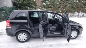 Black Opel Zafira 2010 in Vilnius, with an engine capacity of 1.80 L and mileage of 160 thousand km for 2600 €, photo 7 on AUTOMOTO.COM.LV