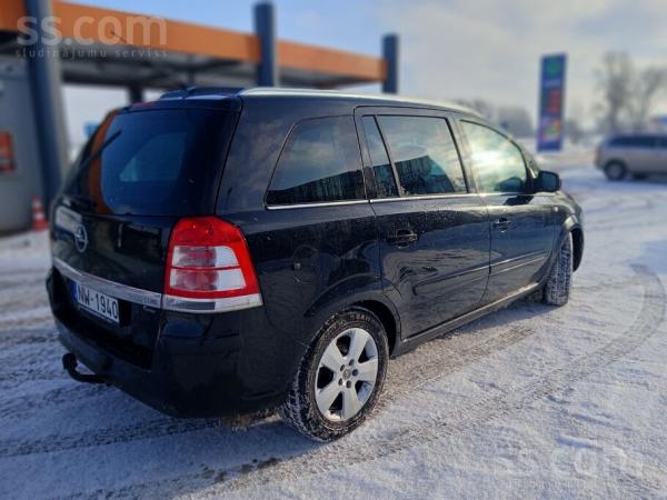 Melns Opel Zafira 2010 Jēkabpils, ar dzinēja tilpumu 1.90 L un nobraukumu 218 tūkst. km par 3100 €, foto 1 vietnē AUTOMOTO.COM.LV
