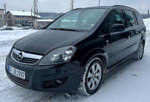 Black Opel Zafira 2010 in Vilnius, with an engine capacity of 1.70 L and mileage of 209 thousand km for 3400 €, photo  on AUTOMOTO.COM.LV