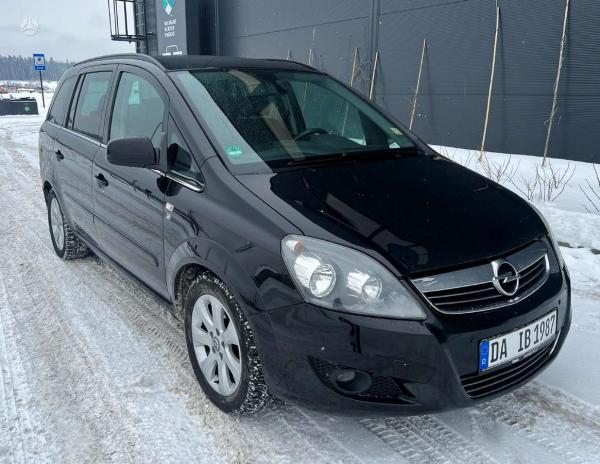 Melns Opel Zafira 2010 Viļņa, ar dzinēja tilpumu 1.70 L un nobraukumu 209 tūkst. km par 3400 €, foto 2 vietnē AUTOMOTO.COM.LV