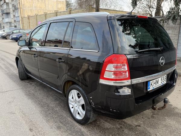 Black Opel Zafira 2010 in Kaunas, with an engine capacity of 1.70 L and mileage of 262 thousand km for 1450 €, photo 7 on AUTOMOTO.COM.LV