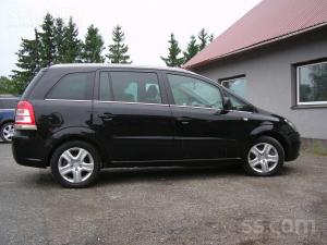 Melns Opel Zafira 2010 Rīga, ar dzinēja tilpumu 1.70 L un nobraukumu 192 tūkst. km par 2450 €, foto 4 vietnē AUTOMOTO.COM.LV
