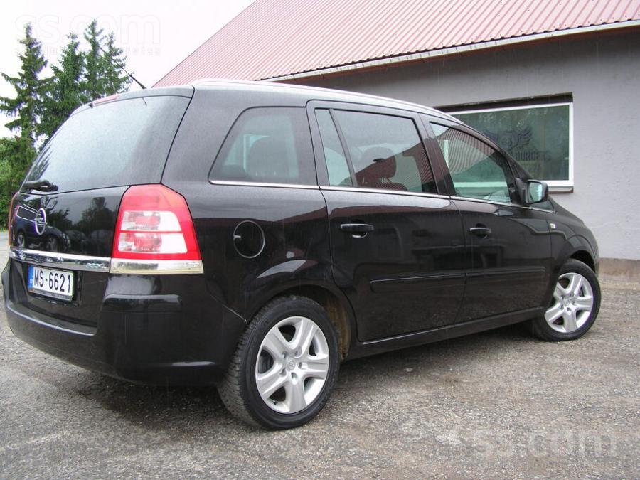 Melns Opel Zafira 2010 Rīga, ar dzinēja tilpumu 1.70 L un nobraukumu 192 tūkst. km par 2450 €, foto 7 vietnē AUTOMOTO.COM.LV