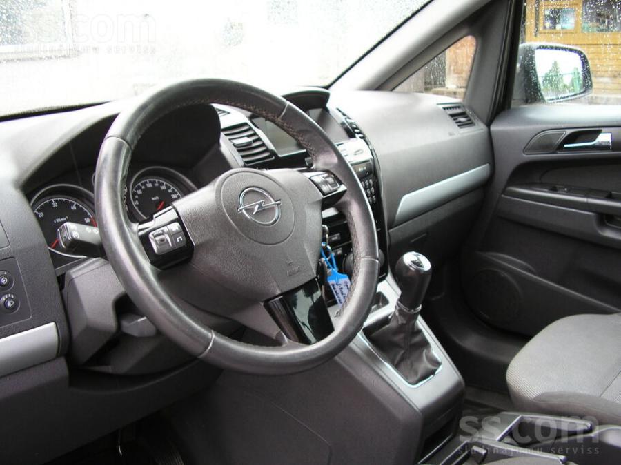 Melns Opel Zafira 2010 Rīga, ar dzinēja tilpumu 1.70 L un nobraukumu 192 tūkst. km par 2450 €, foto 9 vietnē AUTOMOTO.COM.LV