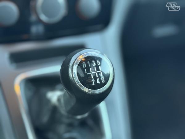 Black Opel Zafira 2010 in Vilnius, with an engine capacity of 1.90 L and mileage of 289 thousand km for 1850 €, photo 9 on AUTOMOTO.COM.LV