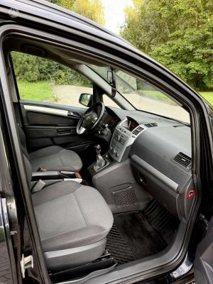 Melns Opel Zafira 2010 Viļņa, ar dzinēja tilpumu 1.90 L un nobraukumu 276 tūkst. km par 2000 €, foto 9 vietnē AUTOMOTO.COM.LV