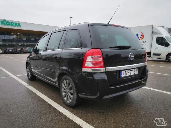 Melns Opel Zafira 2011 Viļņa, ar dzinēja tilpumu 1.80 L un nobraukumu 245 tūkst. km par 3100 €, foto 4 vietnē AUTOMOTO.COM.LV