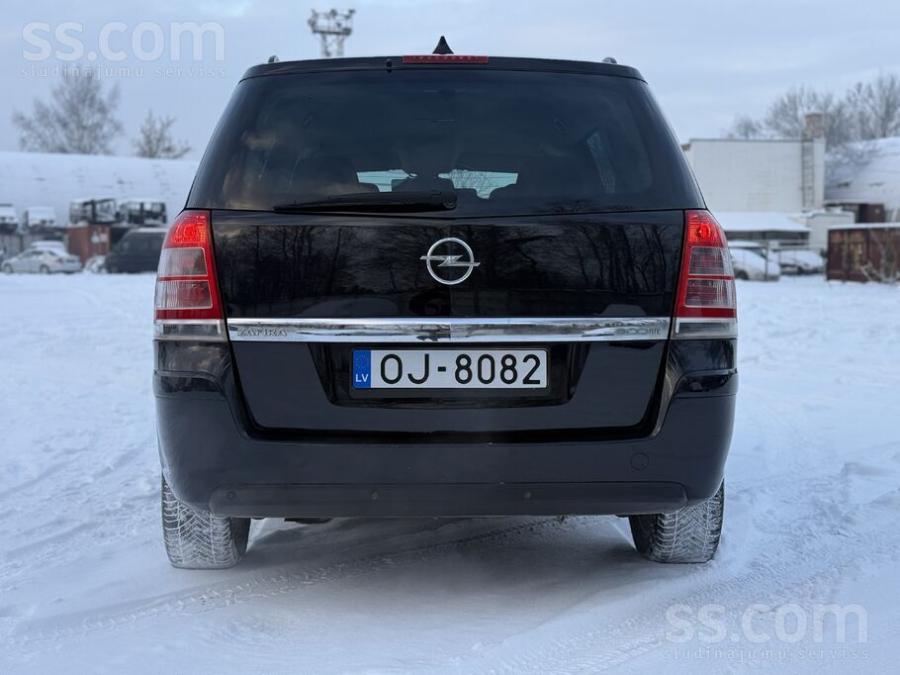 Black Opel Zafira 2011 in Riga, with an engine capacity of 1.70 L and mileage of 0 thousand km for 2370 €, photo 7 on AUTOMOTO.COM.LV