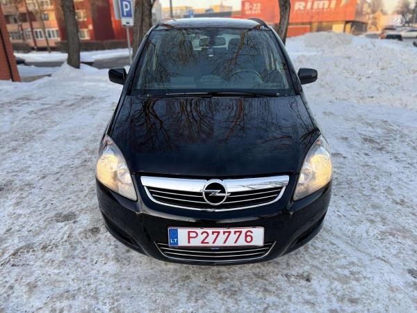 Black Opel Zafira 2011 in Ukmerge, with an engine capacity of 1.80 L and mileage of 320 thousand km for 2000 €, photo 2 on AUTOMOTO.COM.LV