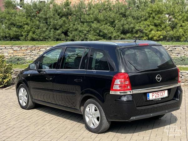Melns Opel Zafira 2011 Kėdainiai, ar dzinēja tilpumu 1.70 L un nobraukumu 245 tūkst. km par 3599 €, foto 4 vietnē AUTOMOTO.COM.LV