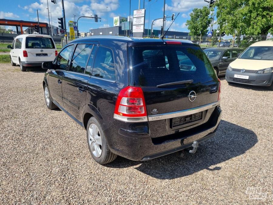 Melns Opel Zafira 2011 Kauņa, ar dzinēja tilpumu 1.70 L un nobraukumu 262 tūkst. km par 2650 €, foto 4 vietnē AUTOMOTO.COM.LV
