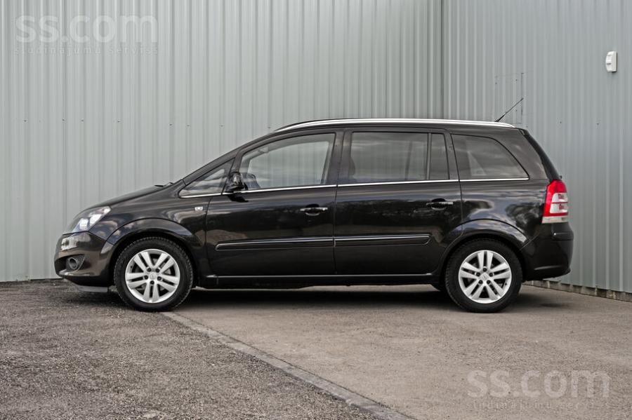 Melns Opel Zafira 2011 Ogre, ar dzinēja tilpumu 1.80 L un nobraukumu 207 tūkst. km par 4900 €, foto 7 vietnē AUTOMOTO.COM.LV