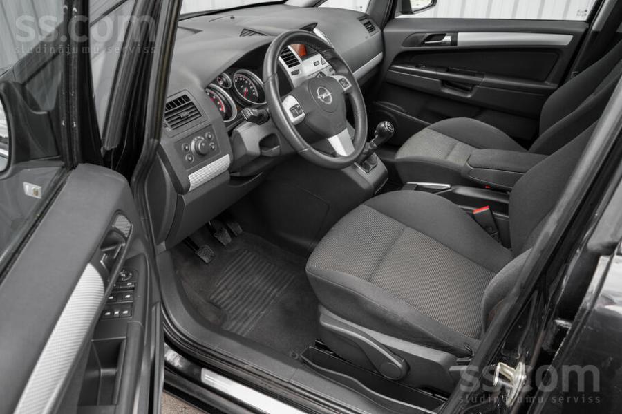 Melns Opel Zafira 2011 Ogre, ar dzinēja tilpumu 1.80 L un nobraukumu 207 tūkst. km par 4900 €, foto 9 vietnē AUTOMOTO.COM.LV