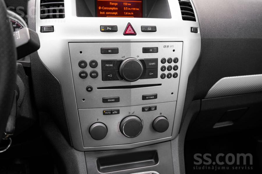 Melns Opel Zafira 2011 Ogre, ar dzinēja tilpumu 1.80 L un nobraukumu 207 tūkst. km par 4900 €, foto 15 vietnē AUTOMOTO.COM.LV