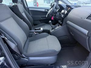 Melns Opel Zafira 2011 Rīga, ar dzinēja tilpumu 1.70 L un nobraukumu 0 tūkst. km par 2490 €, foto 18 vietnē AUTOMOTO.COM.LV