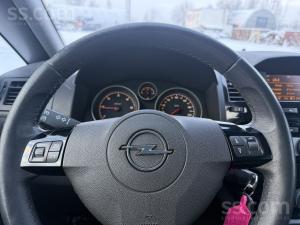 Melns Opel Zafira 2011 Rīga, ar dzinēja tilpumu 1.70 L un nobraukumu 0 tūkst. km par 2490 €, foto 22 vietnē AUTOMOTO.COM.LV