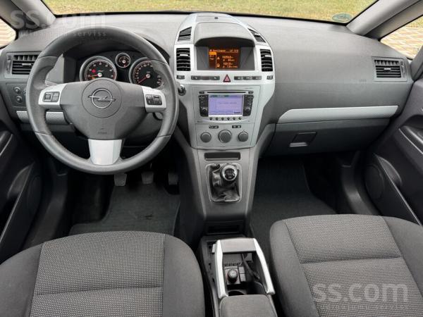 Melns Opel Zafira 2011 Ogre, ar dzinēja tilpumu 1.80 L un nobraukumu 200 tūkst. km par 4570 €, foto 7 vietnē AUTOMOTO.COM.LV