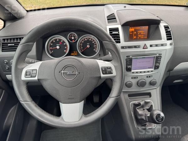 Melns Opel Zafira 2011 Ogre, ar dzinēja tilpumu 1.80 L un nobraukumu 200 tūkst. km par 4570 €, foto 8 vietnē AUTOMOTO.COM.LV