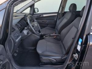 Melns Opel Zafira 2011 Ogre, ar dzinēja tilpumu 1.70 L un nobraukumu 287 tūkst. km par 3850 €, foto 11 vietnē AUTOMOTO.COM.LV