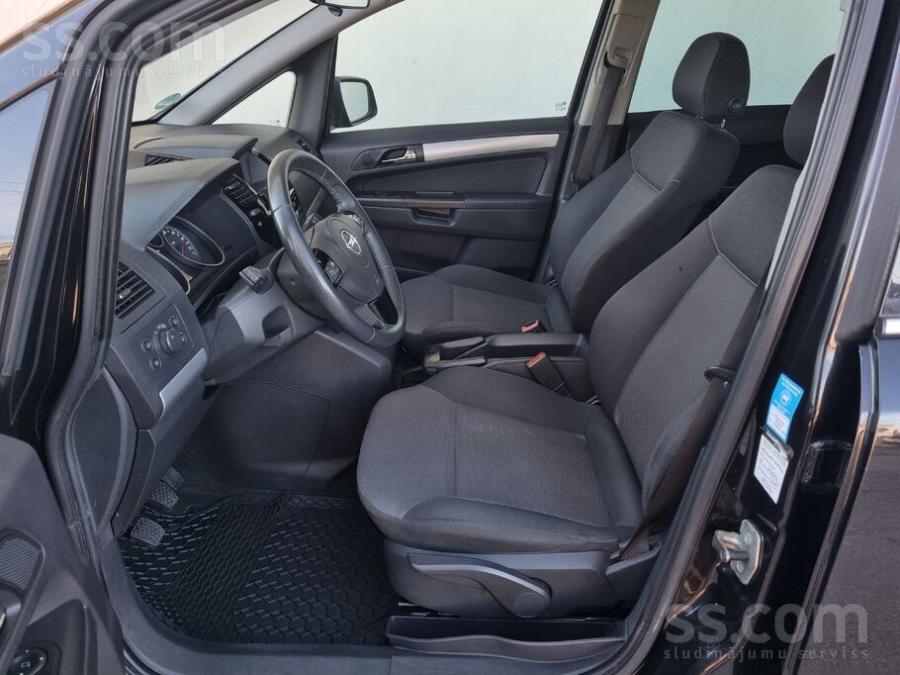 Melns Opel Zafira 2011 Ogre, ar dzinēja tilpumu 1.70 L un nobraukumu 287 tūkst. km par 3850 €, foto 11 vietnē AUTOMOTO.COM.LV