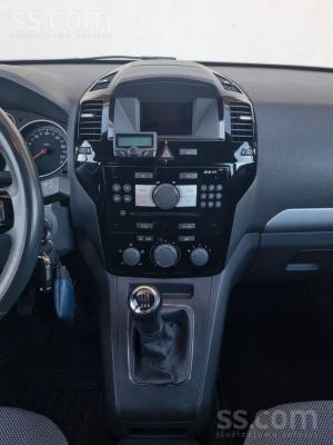 Melns Opel Zafira 2011 Ogre, ar dzinēja tilpumu 1.70 L un nobraukumu 287 tūkst. km par 3850 €, foto 17 vietnē AUTOMOTO.COM.LV